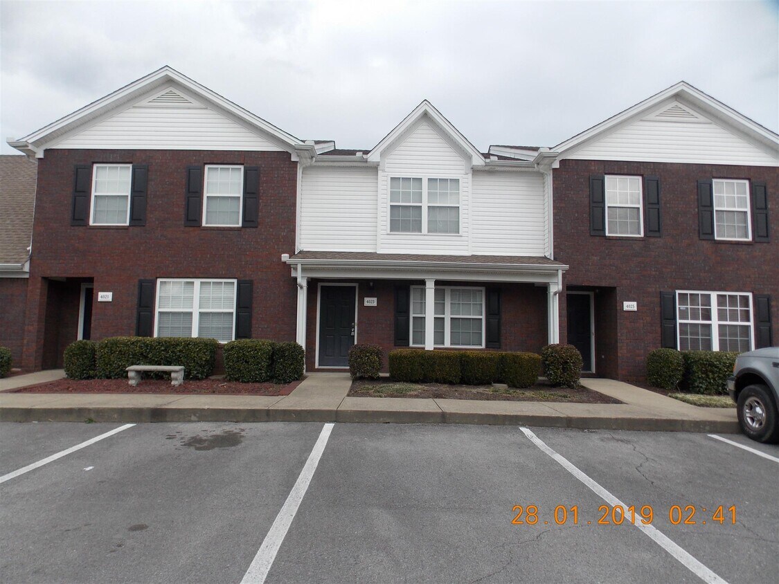 4023 Rg Buchanan Dr, La Vergne, TN 37086 - Townhome Rentals in La ...