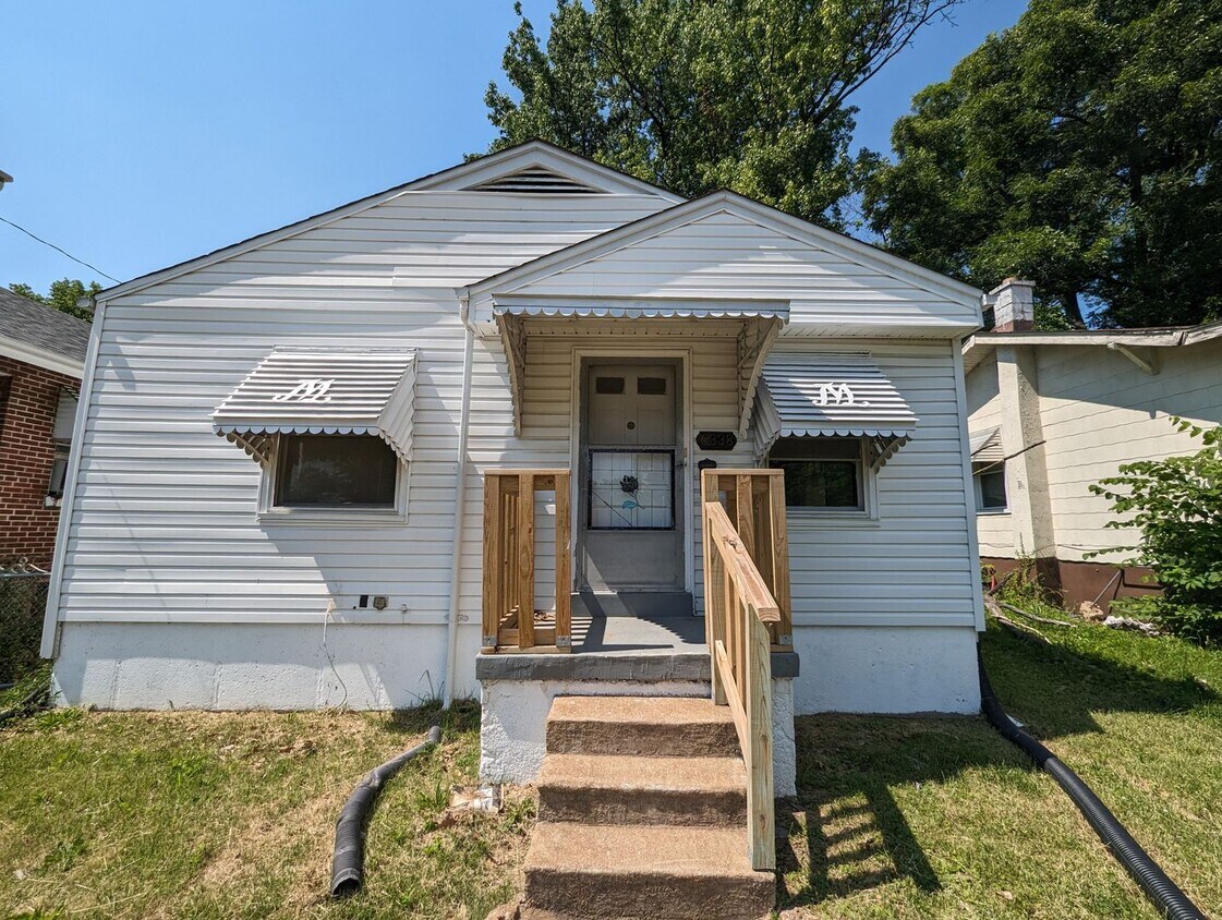 6338 Minnie Ave, Jennings, MO 63136 - House Rental in Jennings, MO ...