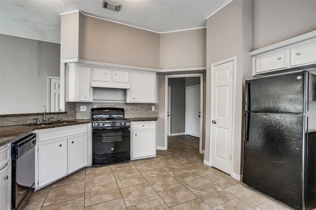 20079 N Navaho Trail, Katy, TX 77449 - House Rental in Katy, TX | Apartments.com