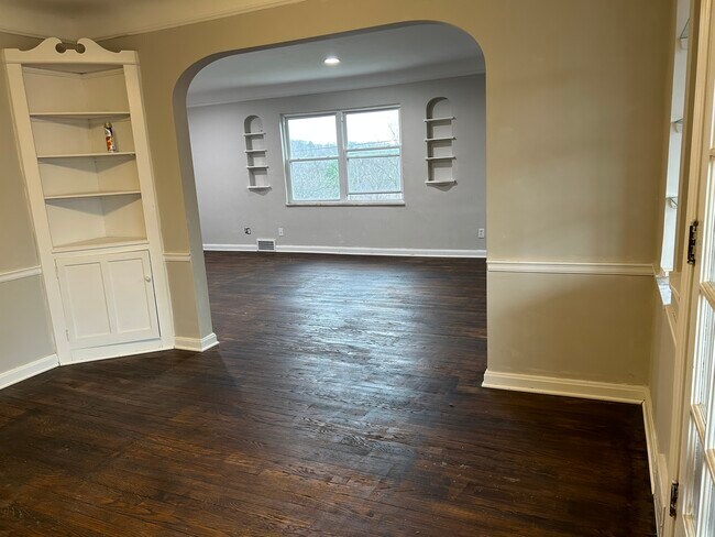 3155 Rocky River Dr Unit 3155 Upper, Cleveland, OH 44111 - 3155 Rocky ...