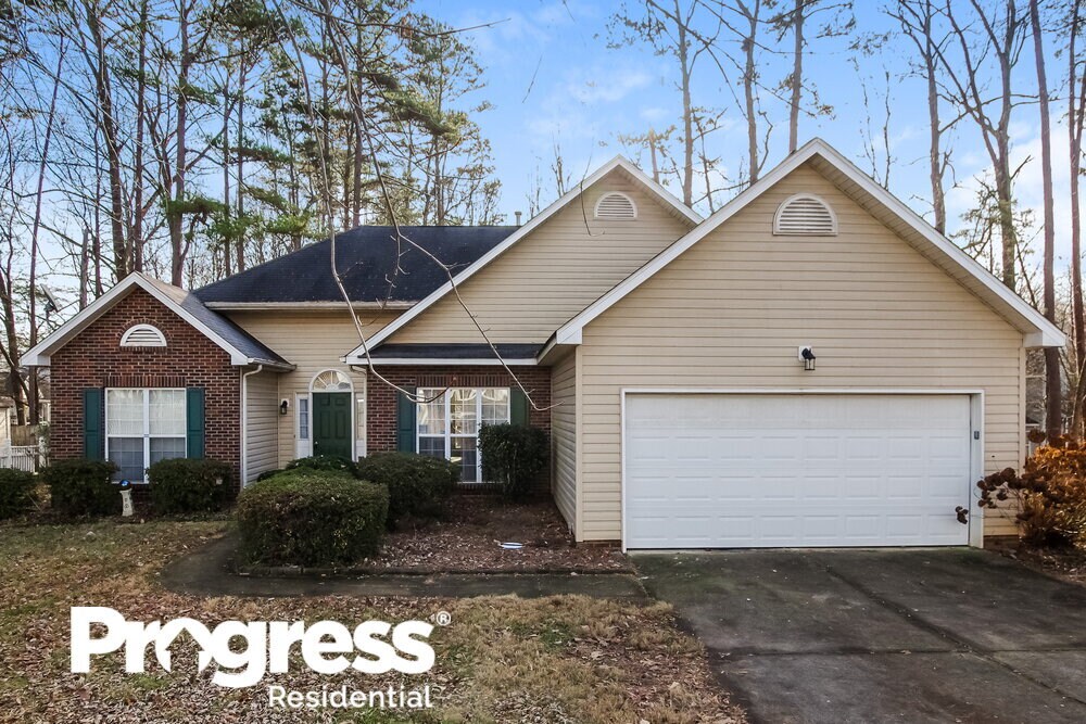 5628 Hedgecrest Pl, Charlotte, NC 28269 | Apartments.com