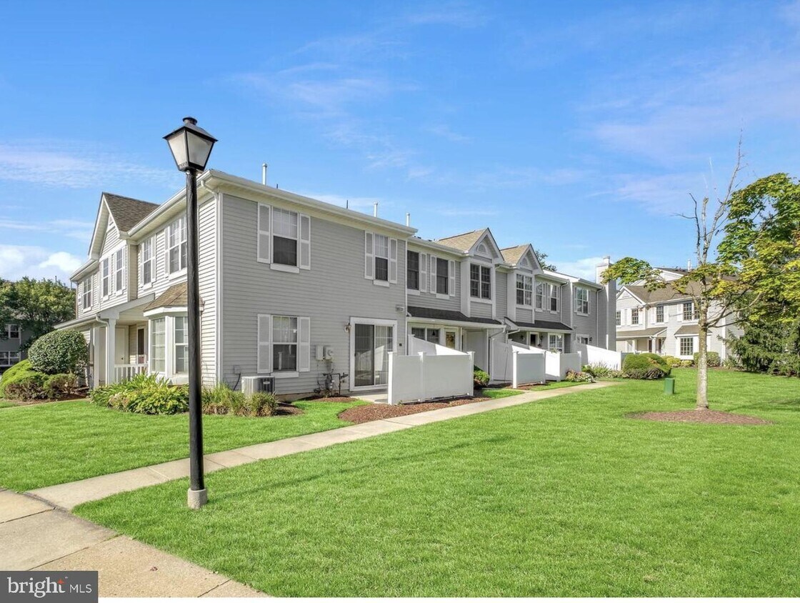 3506 Fenwick Ln, Mount Laurel Township, NJ 08054 - Townhome Rentals in ...