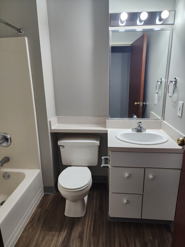 Perry Payne Apartments - 740 W Superior Ave Cleveland, OH 44113 ...