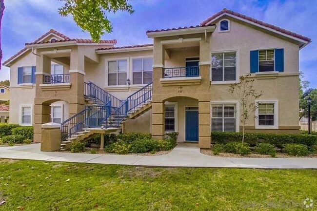 Torrey Hills Apartments for Rent with High Ceilings - San Diego, CA - 3 ...