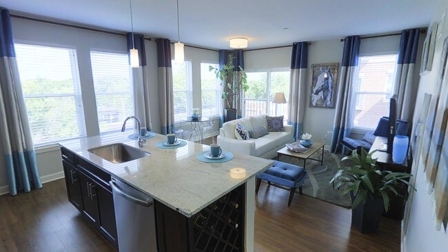 AMLI Evanston Apartments - Evanston, IL | Apartments.com