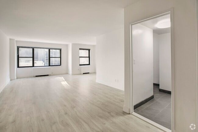 Midtown Manhattan Apartments for Rent with EV Charging - New York, NY ...