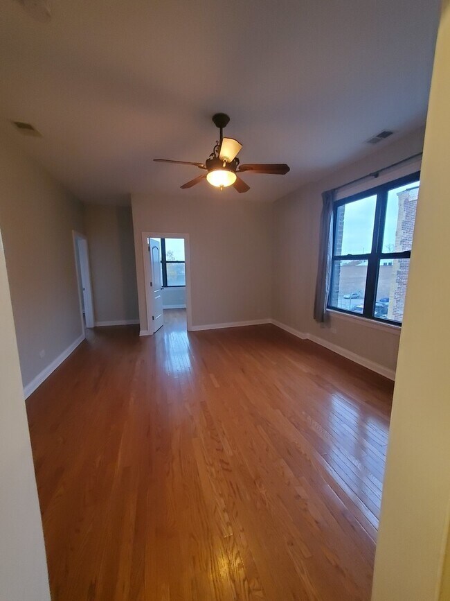 3471 S Archer Ave, Chicago, IL 60608 - House Rental in Chicago, IL ...