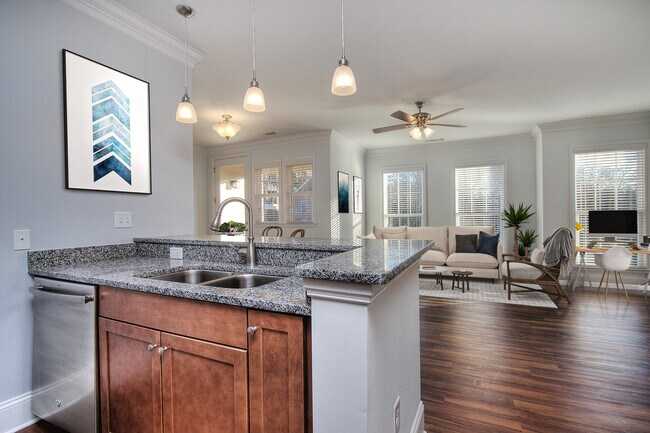 Apartments under $2,200 in 28207 - Charlotte, NC | Apartments.com