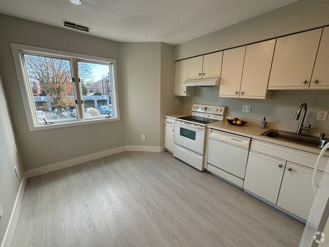 Apartments for Rent in Hamden CT - 840 Rentals | Apartments.com