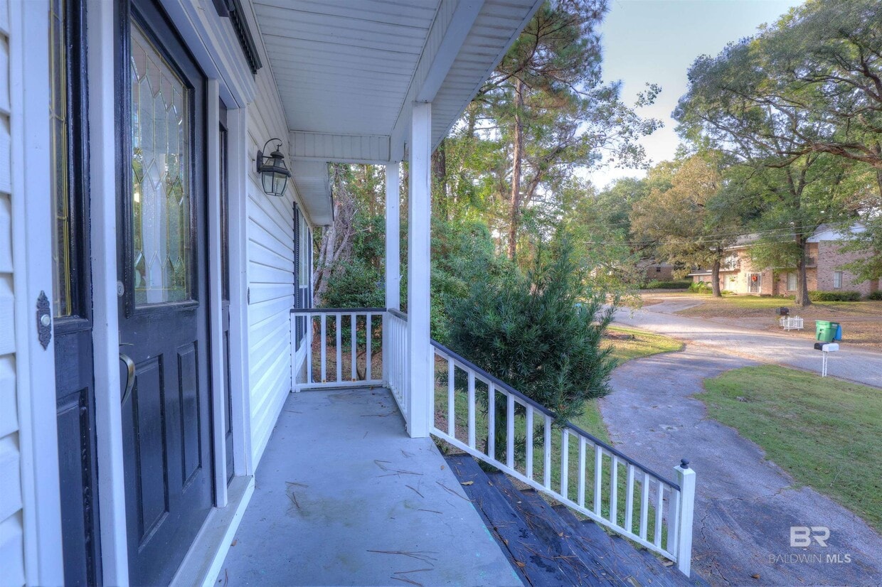 12 Lancers Ln, Spanish Fort, AL 36527 - Room for Rent in Spanish Fort ...