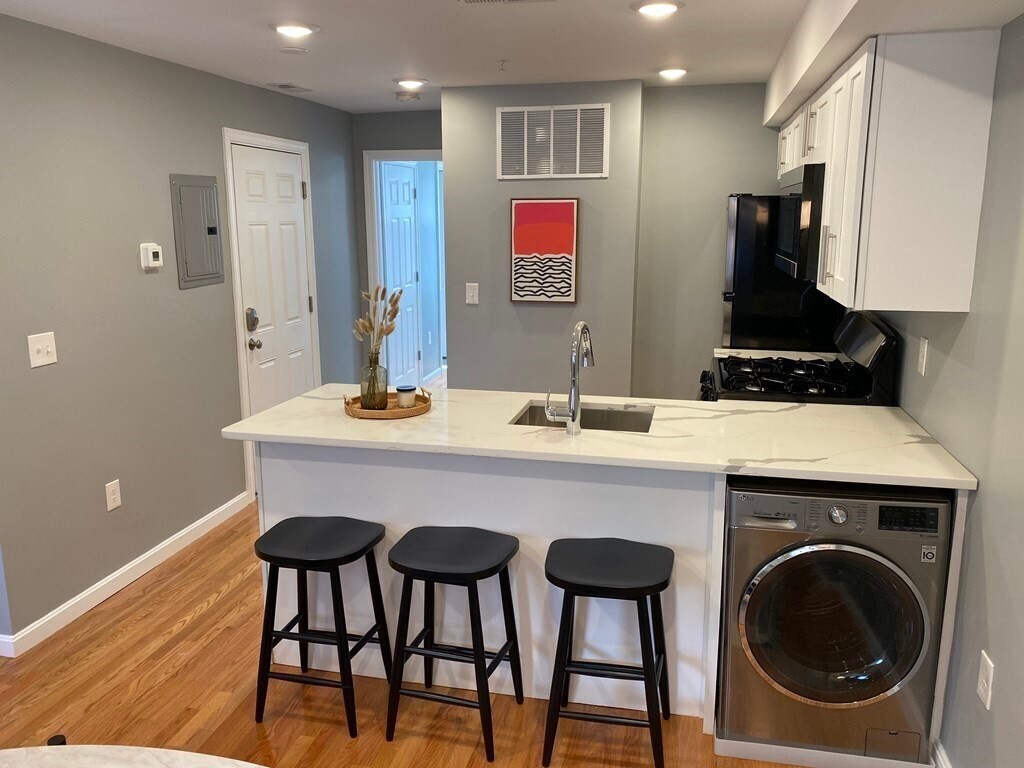 18 Wiget St Unit 3, Boston, MA 02113 - 18 Wiget St Boston, MA 02113 ...
