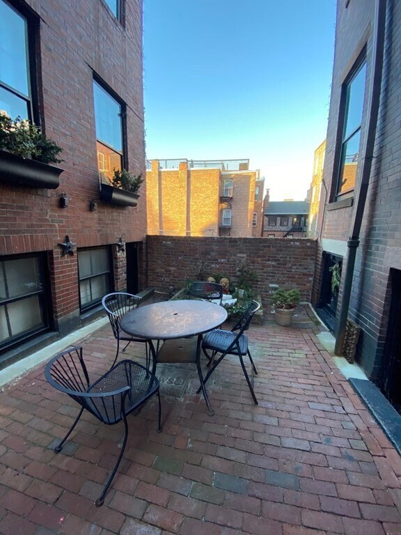 4 Goodwin Pl Unit 3, Boston, MA 02114 - 4 Goodwin Pl Boston, MA 02114 ...
