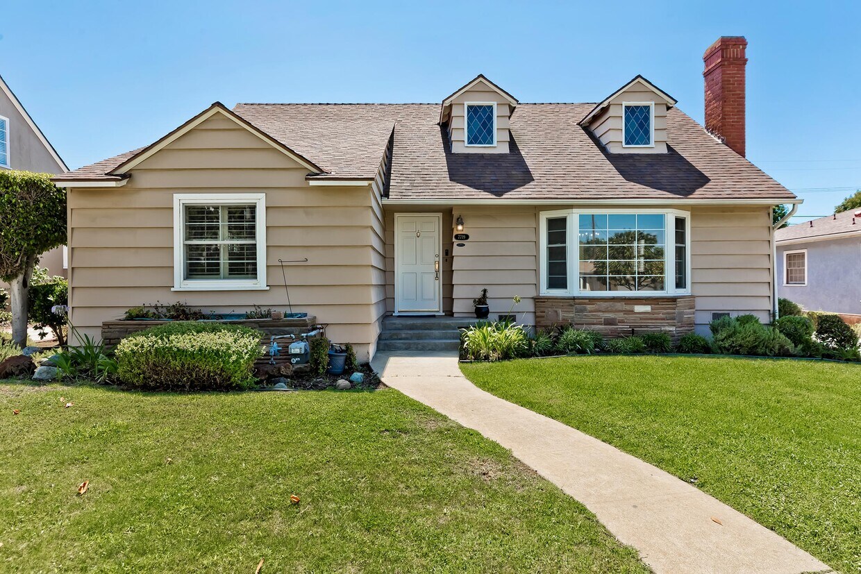 7719 Hosford Ave, Los Angeles, CA 90045 - House Rental in Los Angeles ...