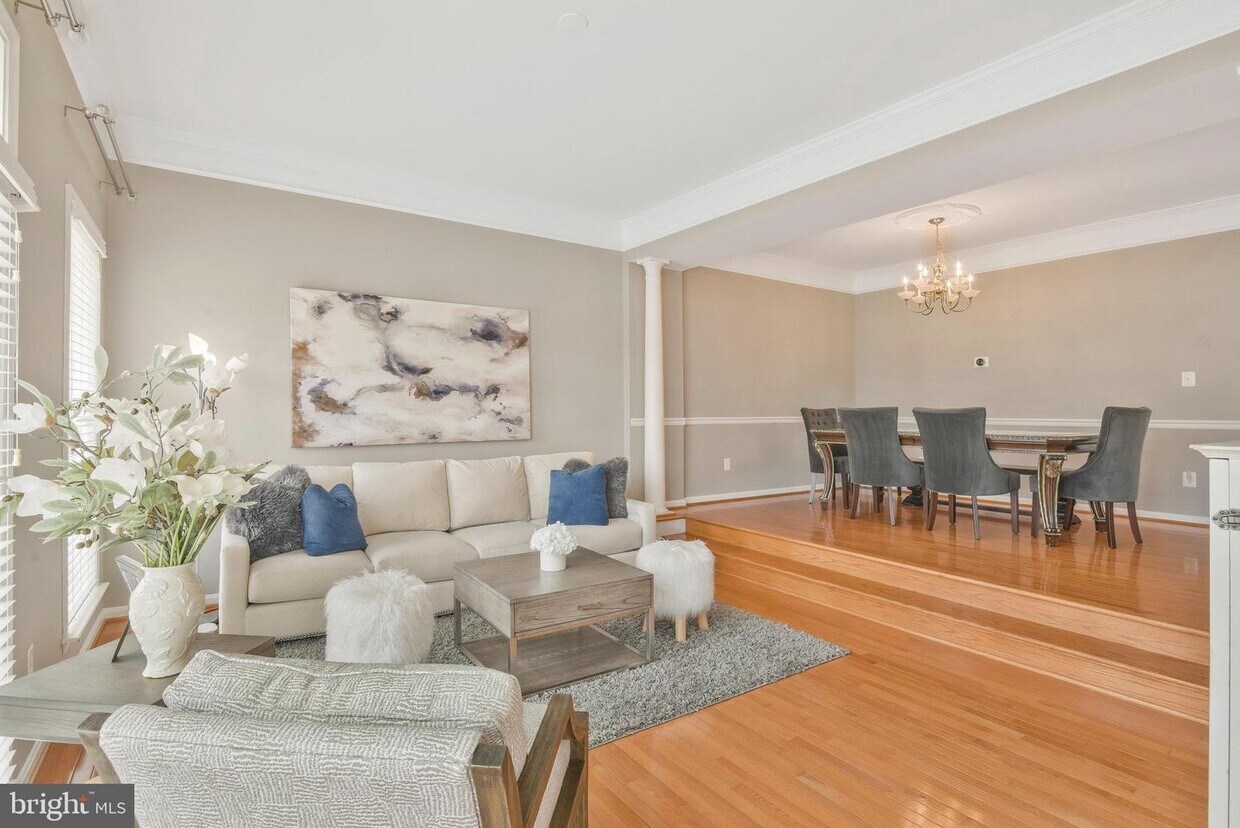 42048 Angel Arch Terrace, Stone Ridge, VA 20105 - Townhome Rentals in ...