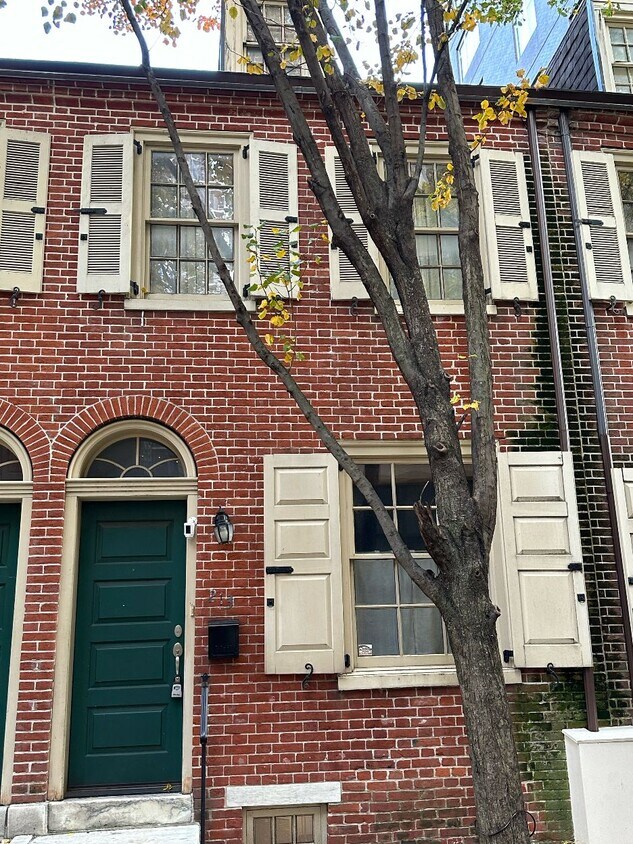 213 S Quince St, Philadelphia, PA 19107 - Townhome Rentals in ...