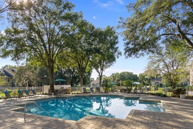 Lakewood Place Apartments - Brandon, FL | Apartments.com
