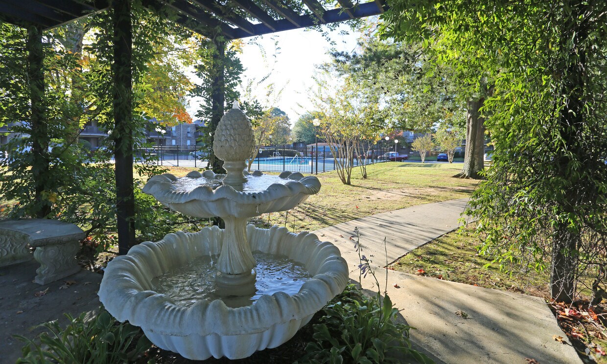 Granada Apartments & Townhomes - 1619 11Th St Se Decatur, AL 35601 ...