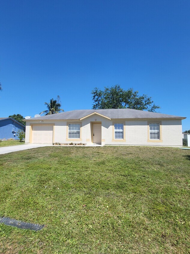 1167 SW Curtis St, Port Saint Lucie, FL 34983 - House Rental in Port ...