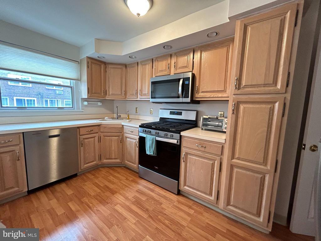 5480 Quentin St, Philadelphia, PA 19128 - Townhome Rentals in ...