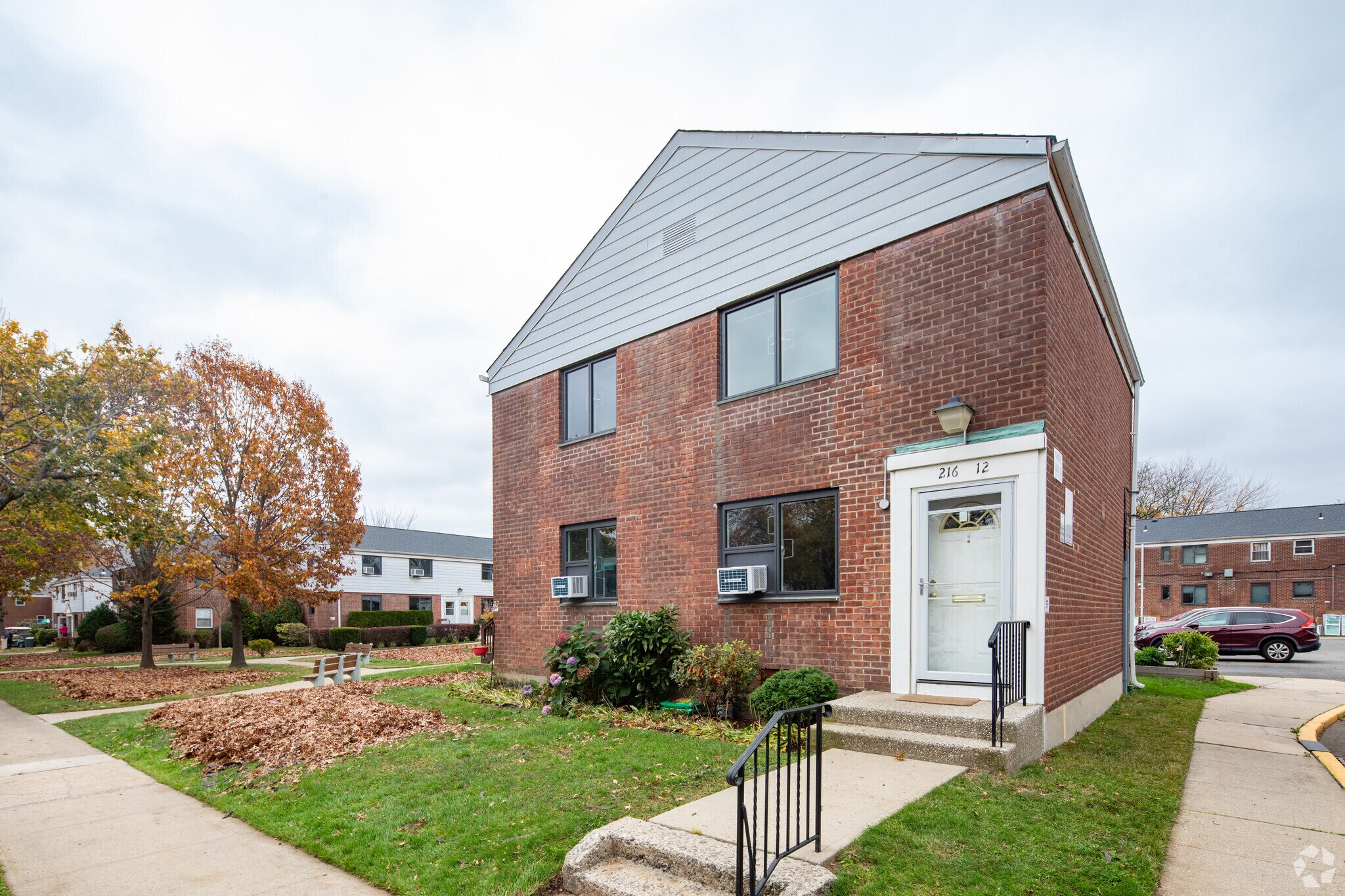 Bell Park Gardens - 6701 Bell Blvd Oakland Gardens, NY 11364 ...
