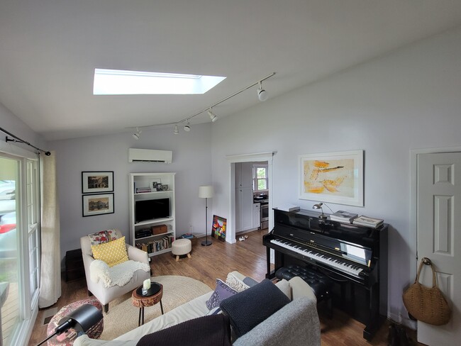 Linden Acres Student Apartments for Rent - Red Hook, NY - Updated Today ...