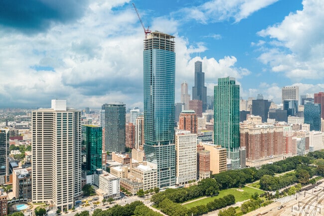 1000M - 1000 S Michigan Ave Chicago, IL - Apartments for Rent in ...