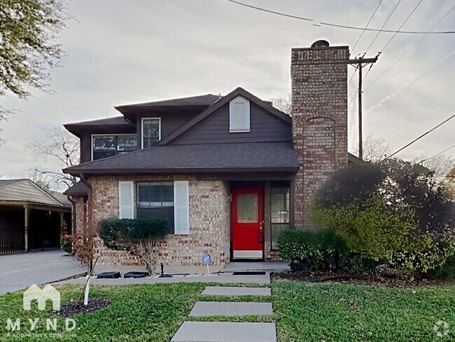 Bryan Place Houses for Rent with a Swimming Pool - Dallas, TX