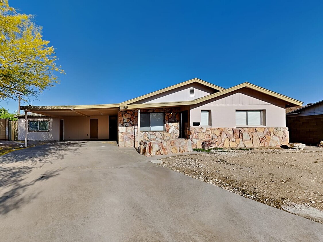 1319 S Pomeroy, Mesa, AZ 85210 | Apartments.com
