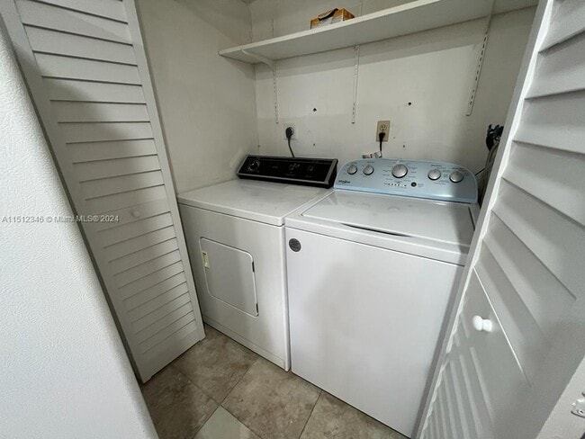 6792 SW 40th St, Davie, FL 33314 - Townhome Rentals in Davie FL ...