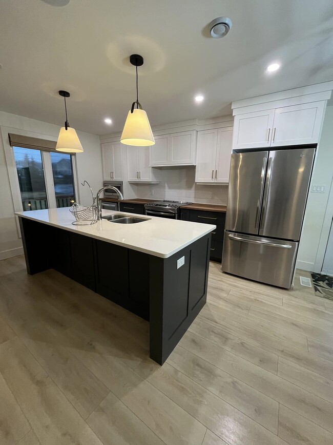 26 Pitchers Path St Johns Nl A1b 4l6 House For Rent In St Johns Nl