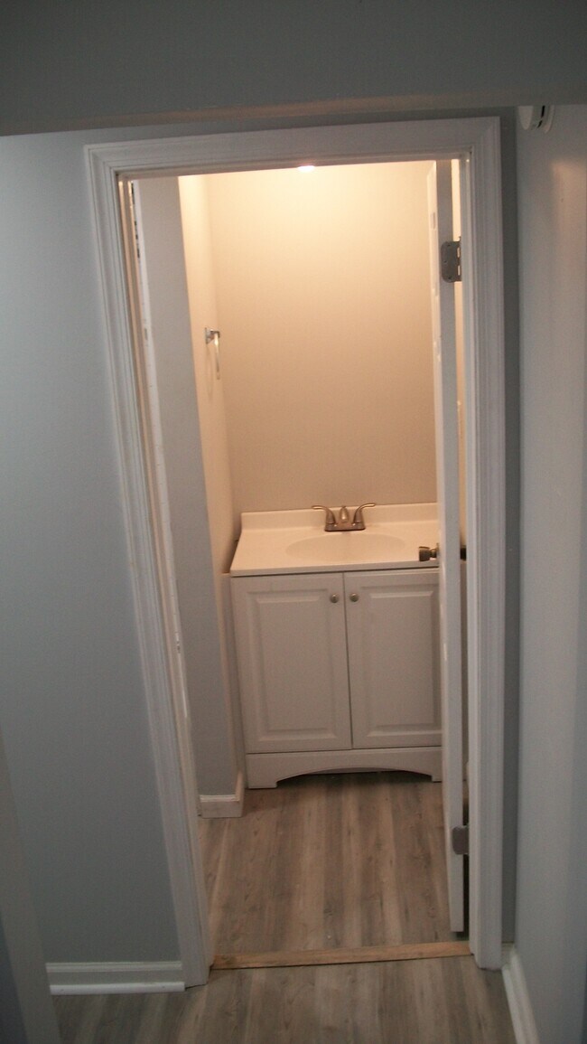 5 Chestnut St, Marcus Hook, PA 19061 - 5 Chestnut St Marcus Hook, PA ...