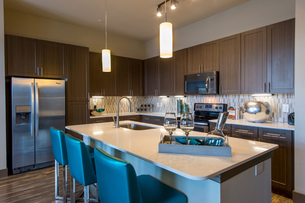 Pearl Washington - 5454 Washington Ave Houston, TX 77007 | Apartments.com