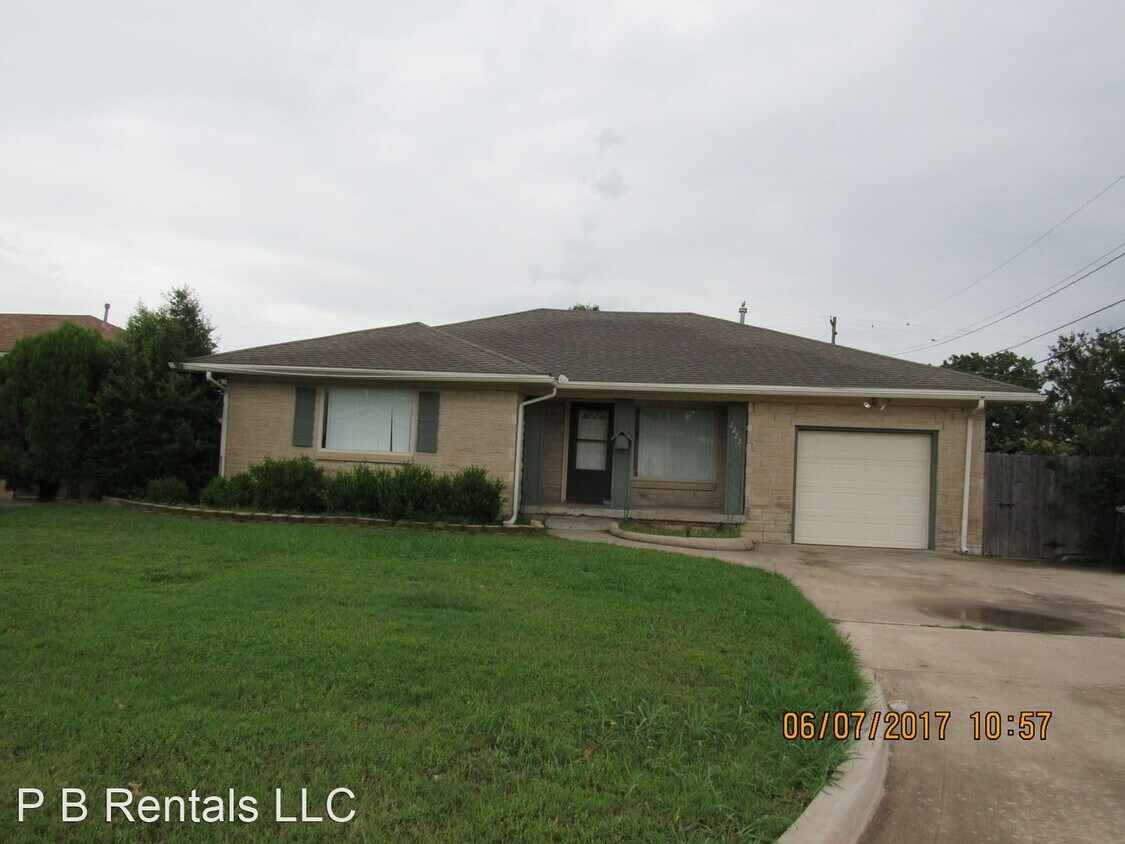 2222 NW Cheyenne Ave, Lawton, OK 73505 - House Rental in Lawton, OK ...