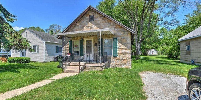 1280 E Vanderhoof St, Decatur, IL 62521 - House Rental in Decatur, IL ...