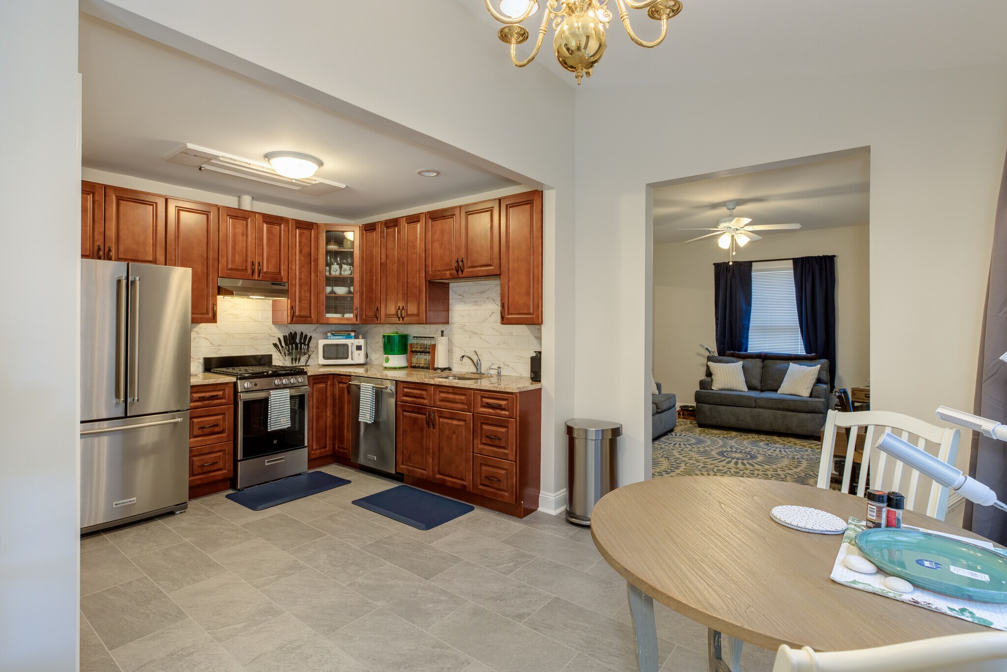 863 Main St, Greenport, NY 11944 - 863 Main St Greenport, NY 11944 ...