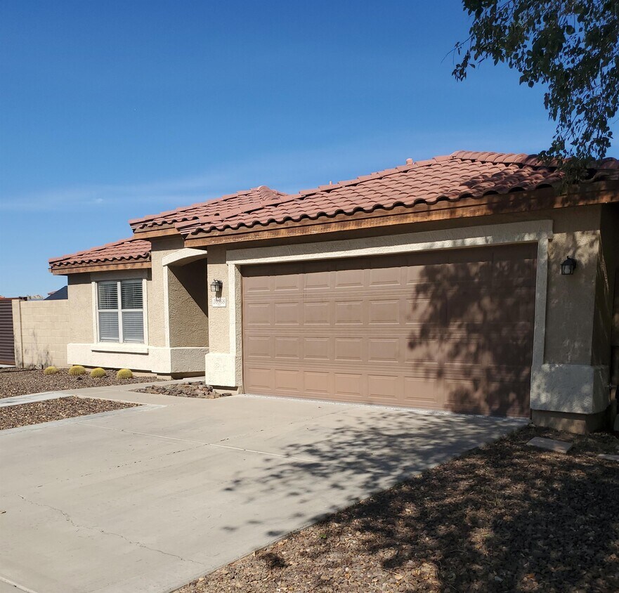 10568 W Patrick Ln, Peoria, AZ 85383 - House Rental in Peoria, AZ ...