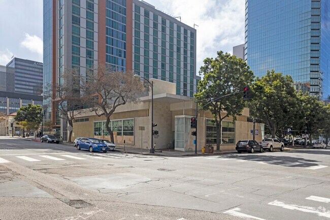 The Lindley - Apartments in San Diego, CA | Apartments.com