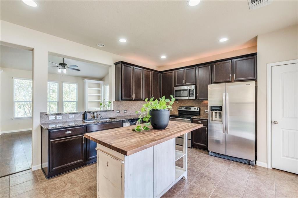 711 Heritage Springs Trail, Round Rock, TX 78664 - House Rental in ...