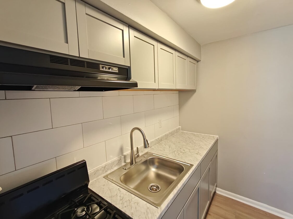 7131 Marshall Rd Unit B10, Upper Darby Township, PA 19082 - Room for ...