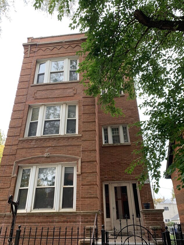 2601 W Potomac Ave Unit 2, Chicago, IL 60622 - Chicago, IL, 60622 ...