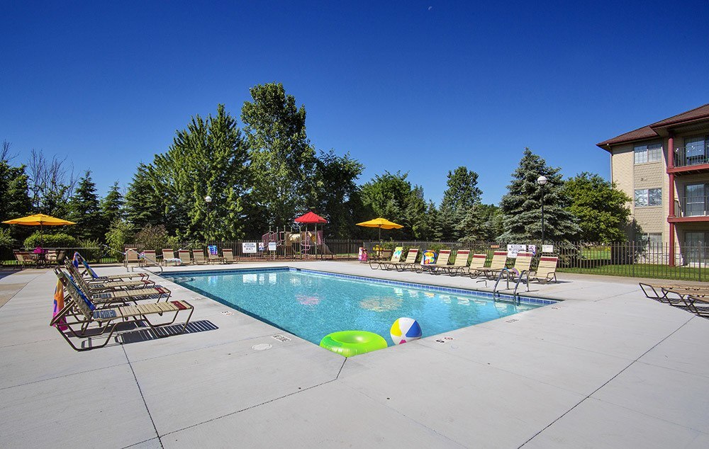 Stone Crest Apartments - 2880 S Isabella Rd Mount Pleasant, MI 48858 ...