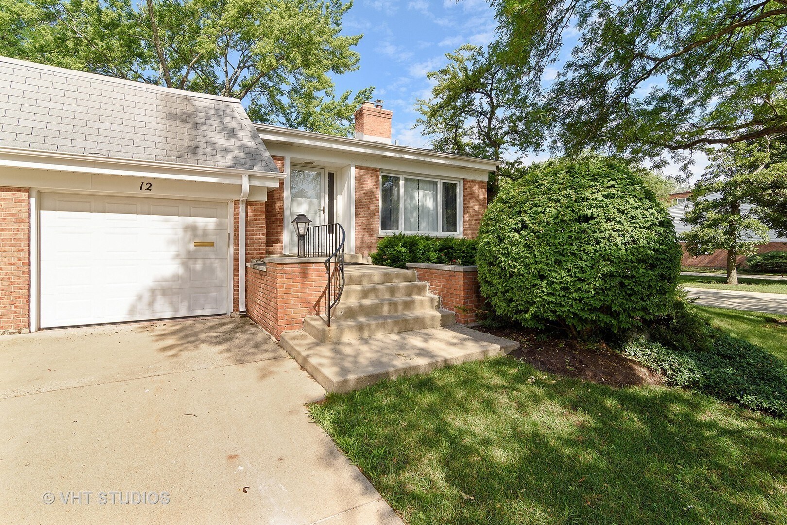 12 N Regency Dr E, Arlington Heights, IL 60004 - Townhome Rentals in ...