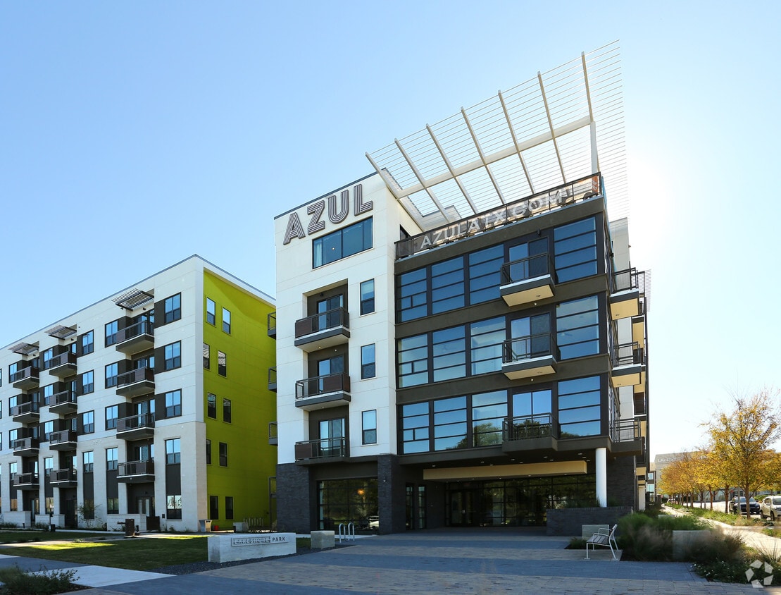 Azul Lakeshore Apartments - Austin, TX | Apartments.com