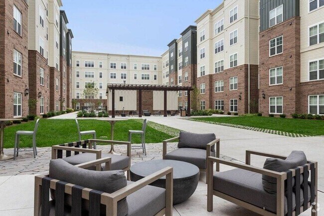 Apartments for Rent Near Michigan State University - East Lansing, MI ...