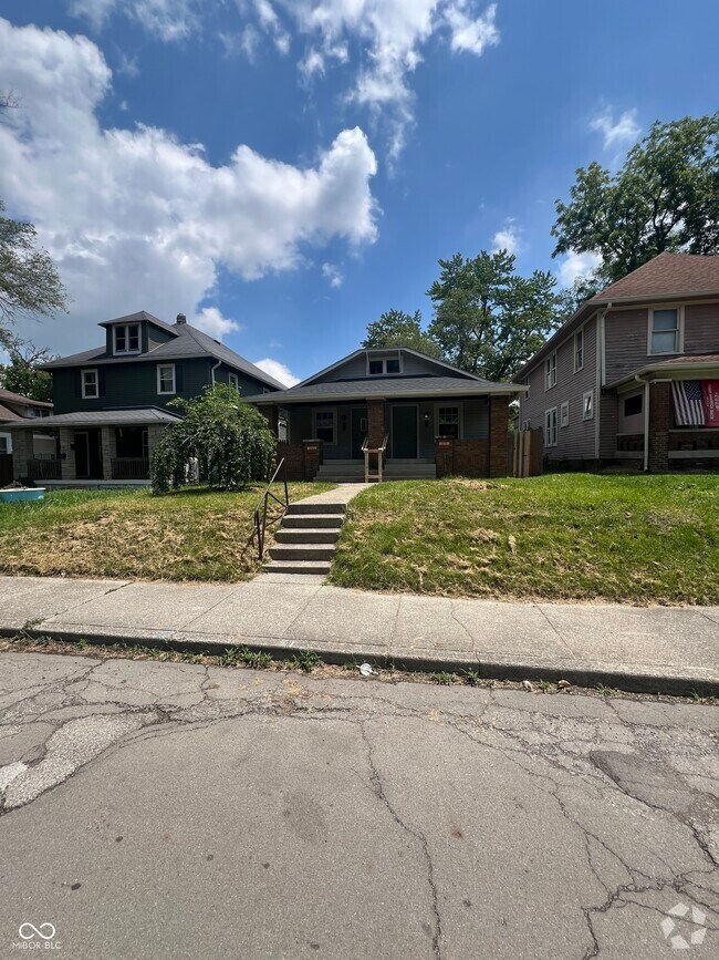 Brookside Park Apartments for Rent with Hardwood Floors - Indianapolis ...