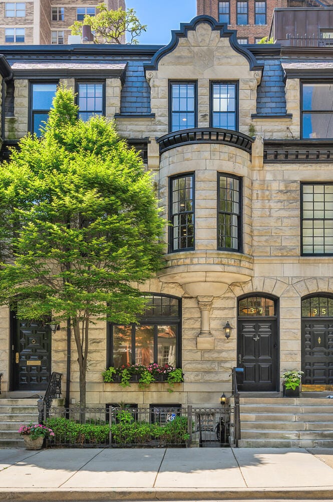 37 E Elm St, Chicago, IL 60611 - House Rental in Chicago, IL ...