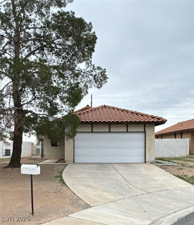 1013 Neil Armstrong Cir, Las Vegas, NV 89145 - House Rental in Las ...