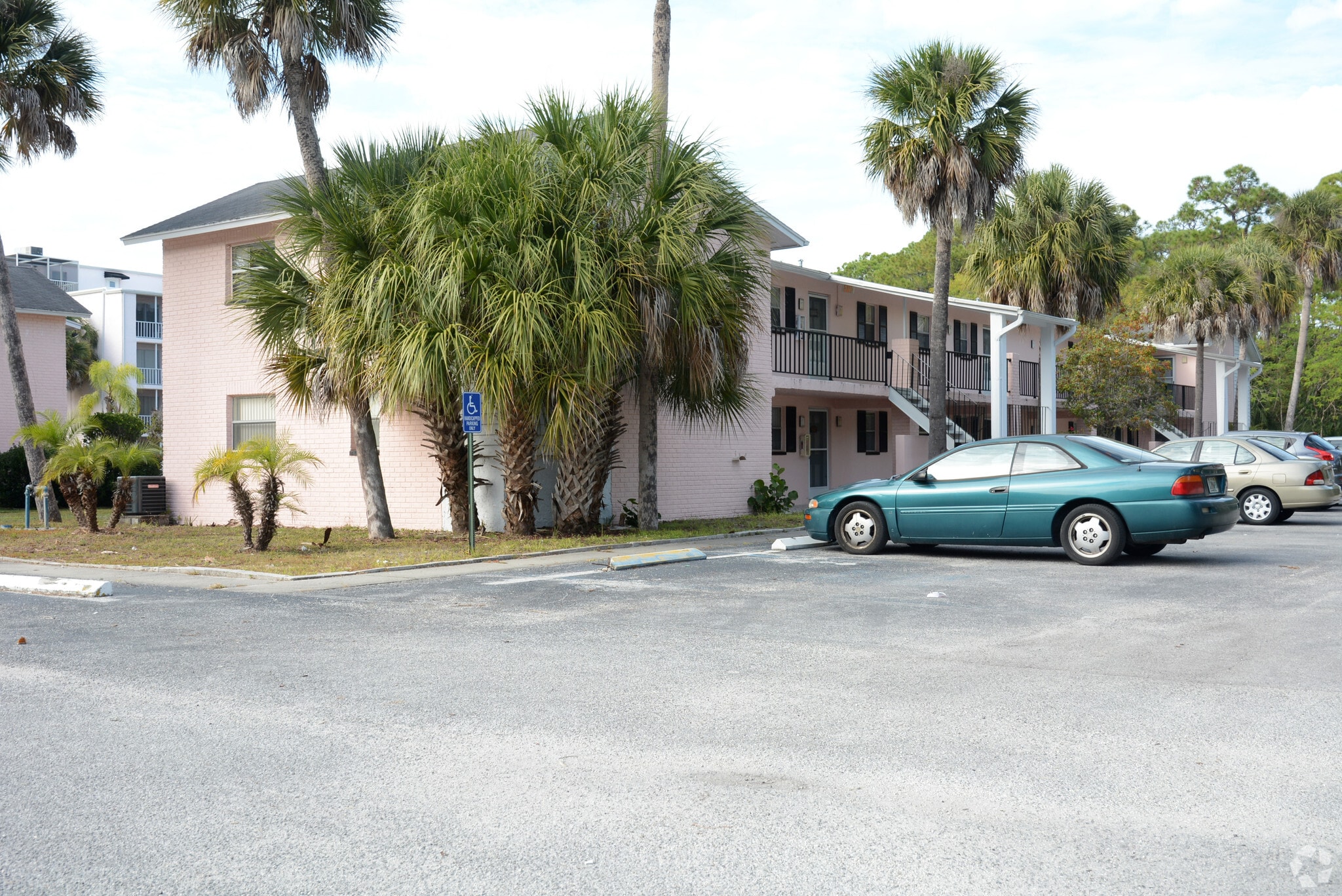 Pelican Bay Apartments - 5601 Bay Blvd Port Richey, FL 34668 ...