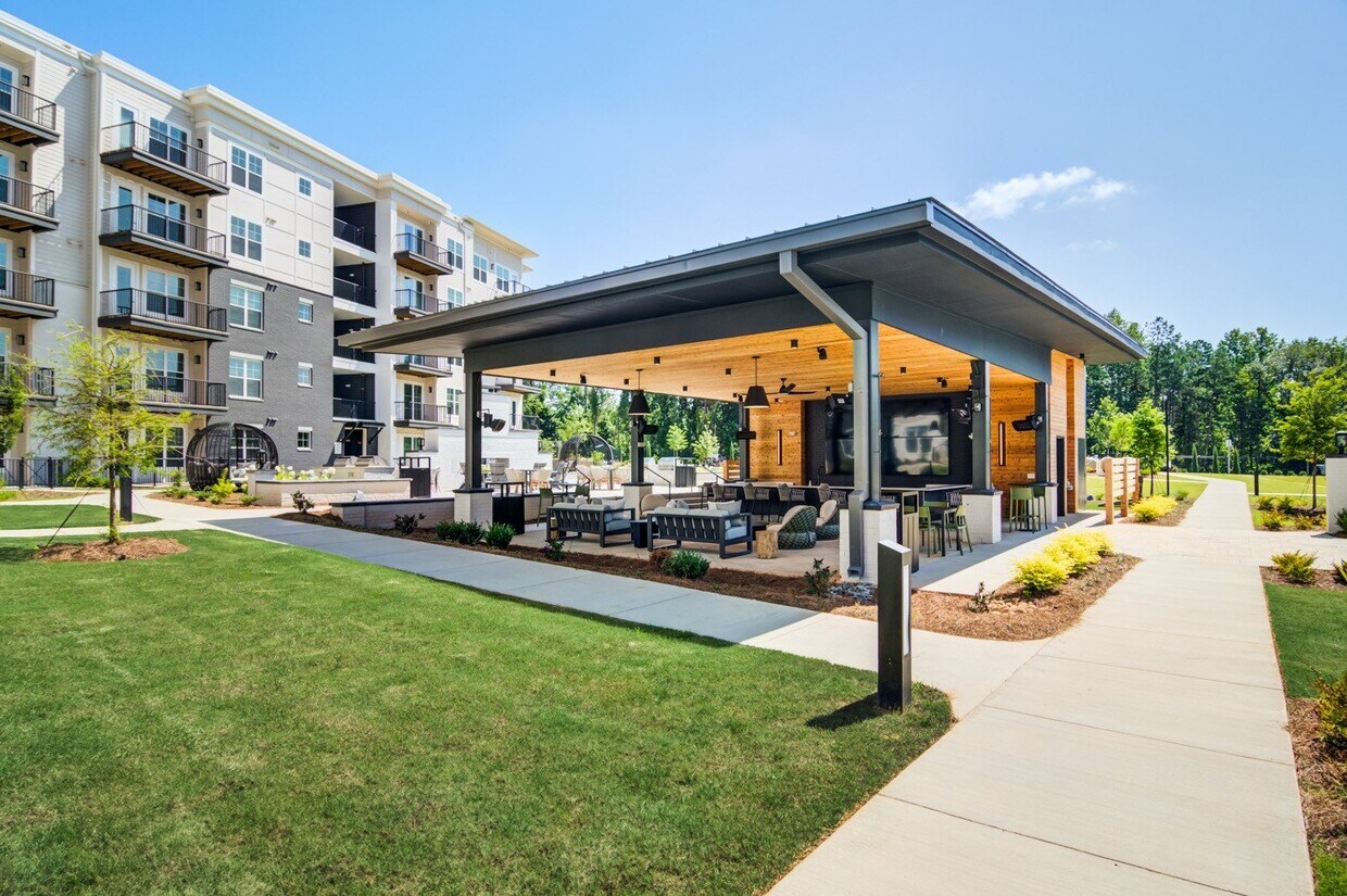 The Collier Sugar Hill Luxury Apartments - 1100 Peachtree Industrial ...