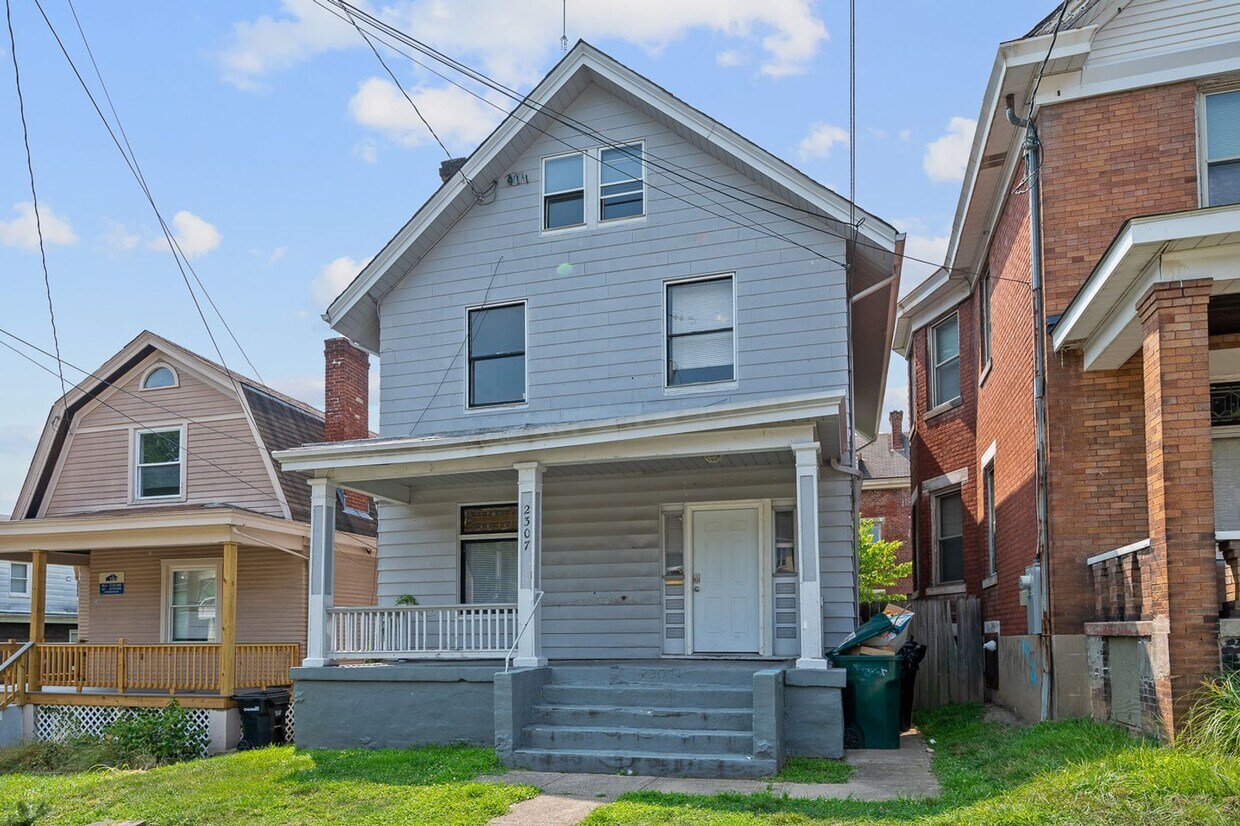 2307 Moerlein Ave Unit 2307, Cincinnati, OH 45219 - Room for Rent in ...